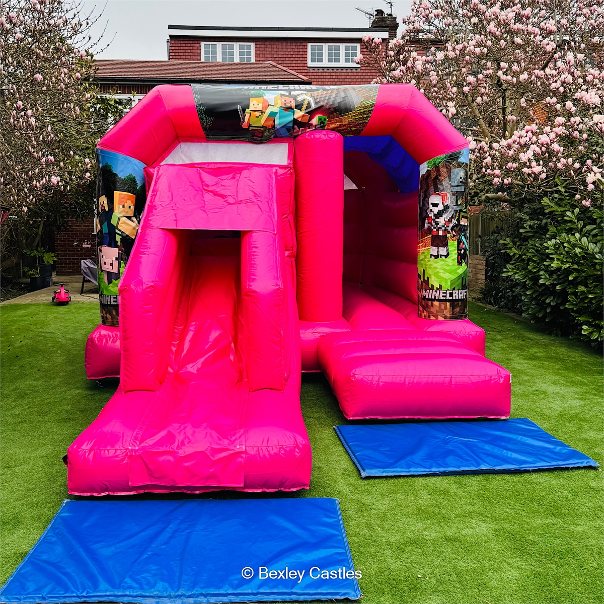 MINECRAFT Bouncy Castle Bexley Eltham Dartford & Welling