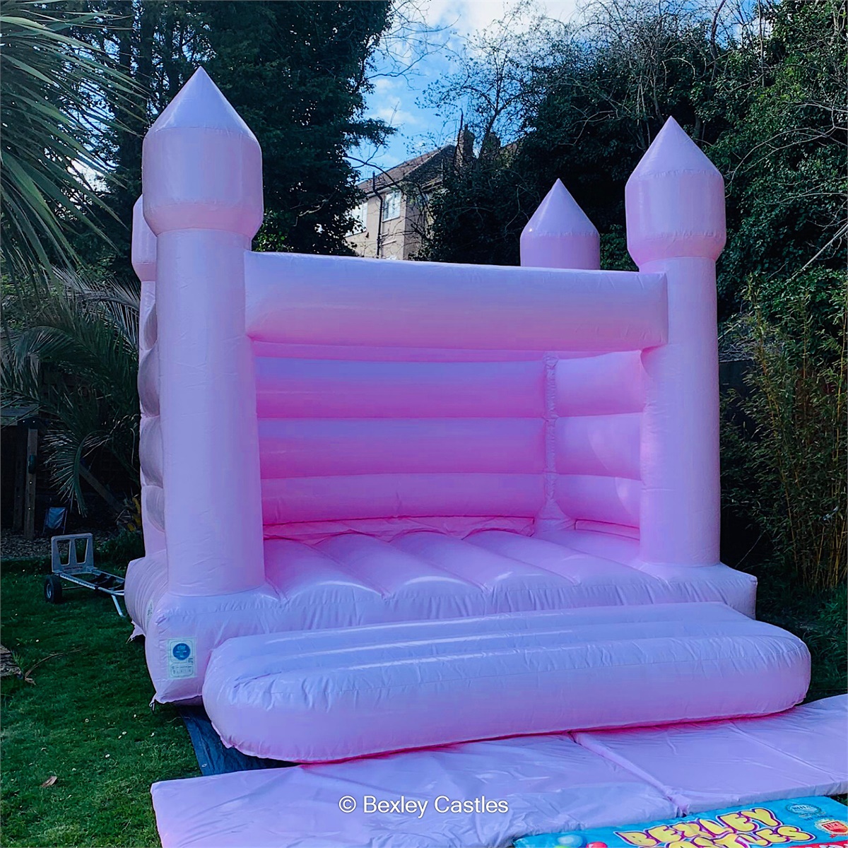 Pastel Pink Turret Bouncy Castle & Soft Play NEW - Bouncy Castle Hire ...
